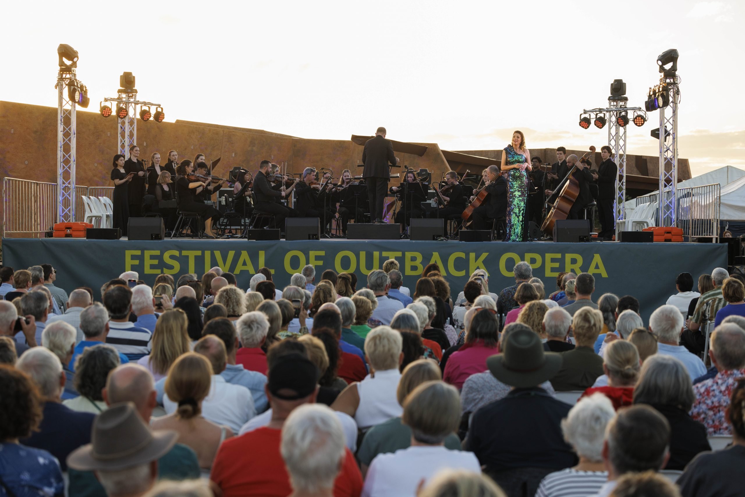 Day Trip Charter to Dark Sky Serenade - Opera Queensland